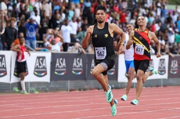 Wayde van Niekerk wins South African 400m title with 44.17 | Watch Athletics